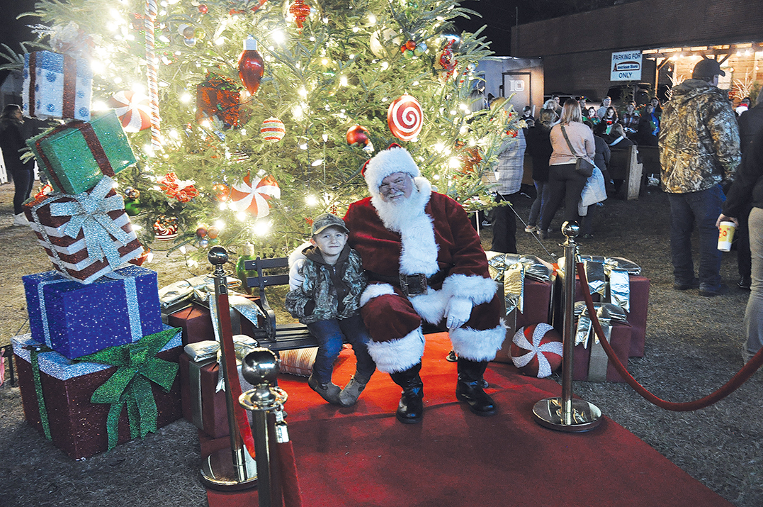 Christmas events are just beginning in the TLC – Tabor-Loris Tribune