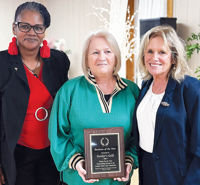 Dowless awarded Tabor Medal; business, service, volunteer awards given ...